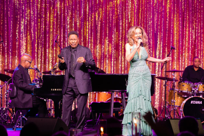 Dionne Warwick, Rita Rudner, and Marilyn McCoo and Billy Davis, Jr ...