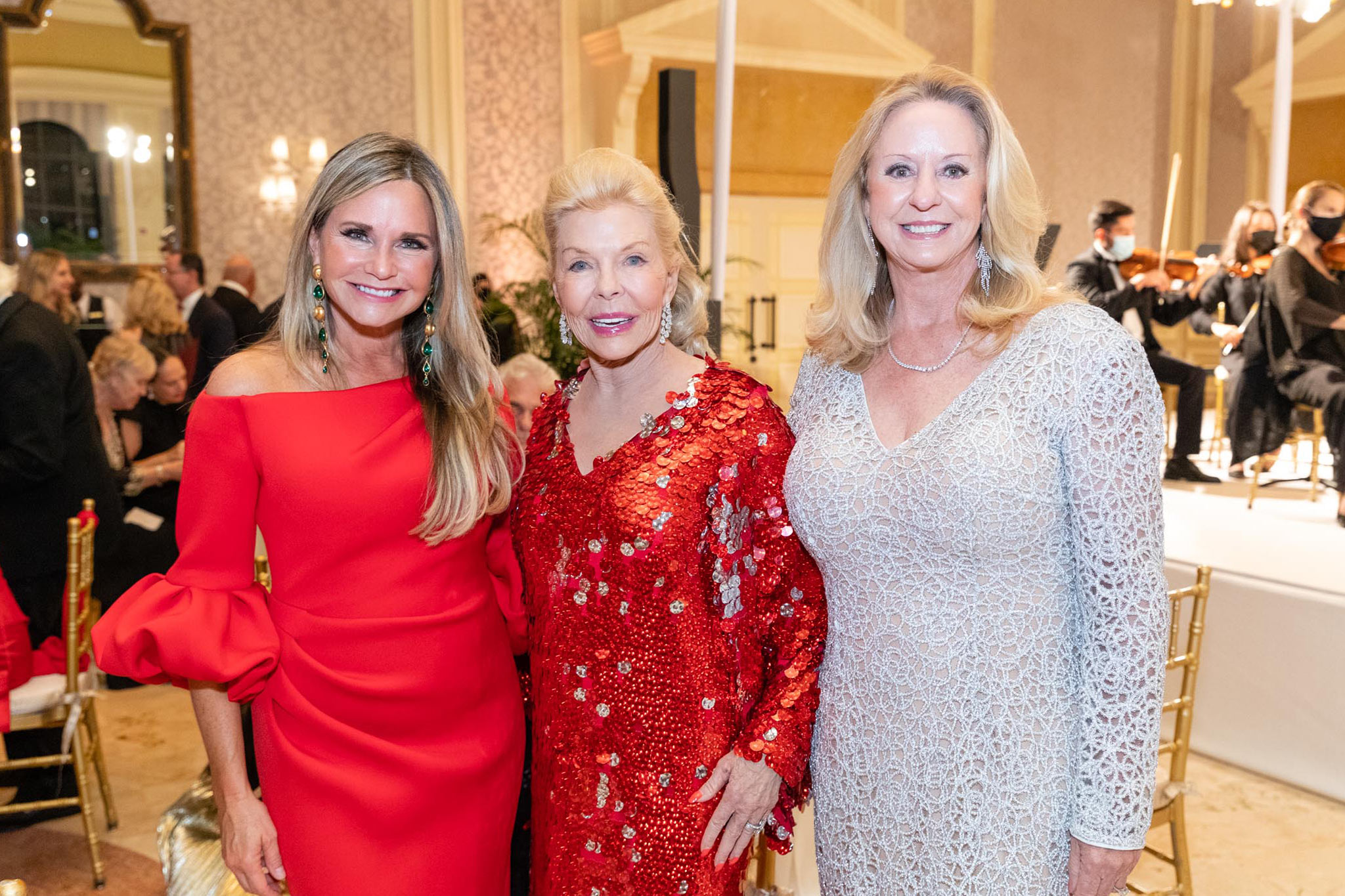 Dionne Warwick, Rita Rudner, and Marilyn McCoo and Billy Davis, Jr ...